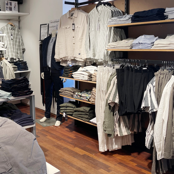 BASIC Løkken - Smart og moderigtigt tøj til hende og ham.